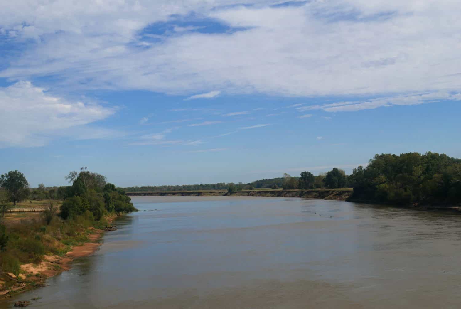 Chronicles Along the Red River of South: Historical Figures and ...